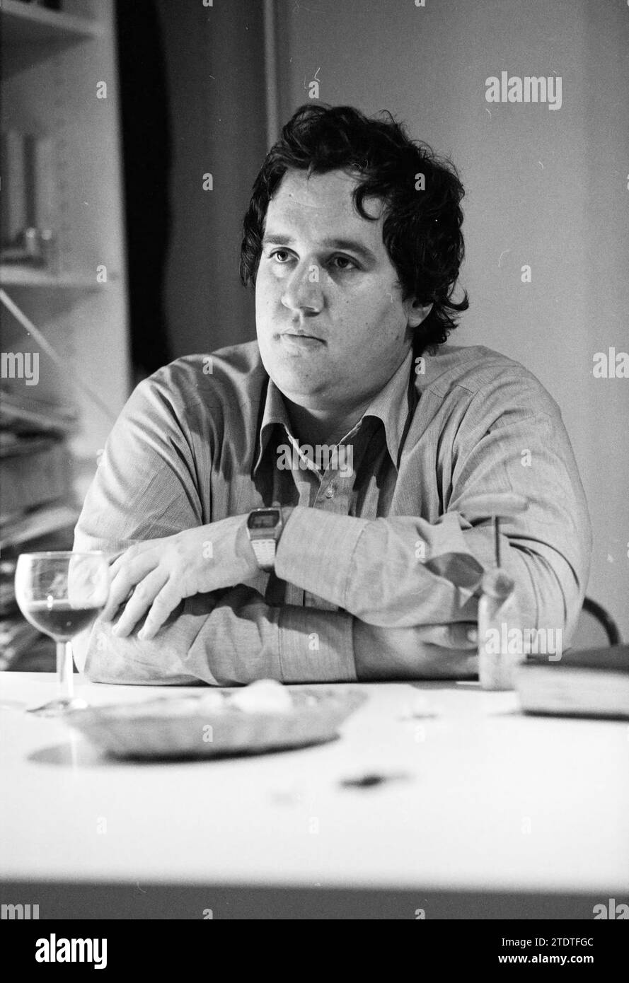 Han peekel kro tv hi-res stock photography and images - Alamy