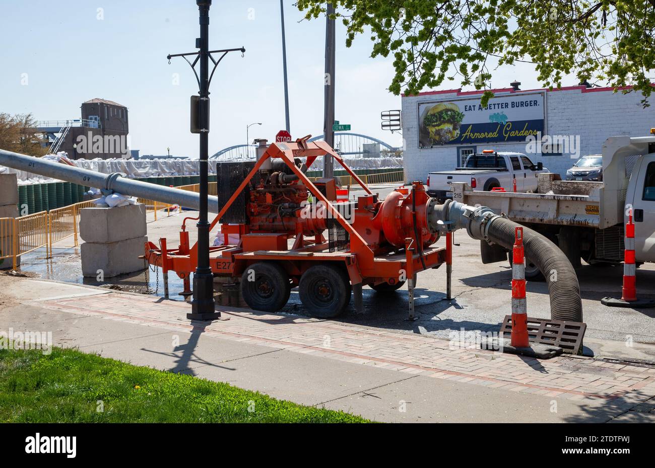Emergency pump installed during a spring flood Stock Photo - Alamy