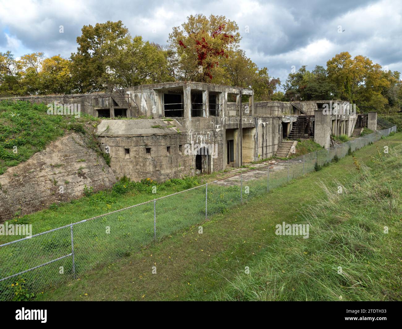 Nature reclaims its dominion at Fort Washington, Virginia. Crumbling ...