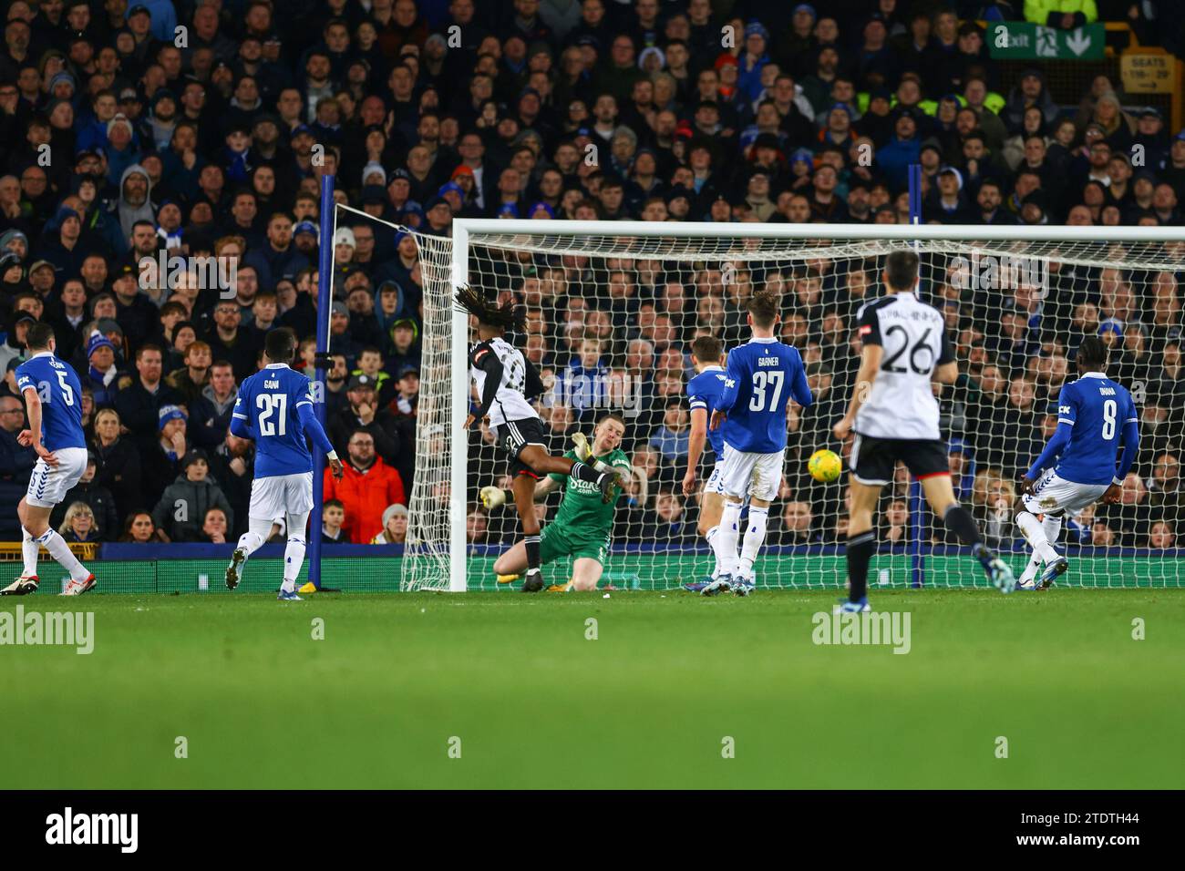 Liverpool, UK. 19th Dec, 2023. Michael Keane of Everton (5) scores an ...