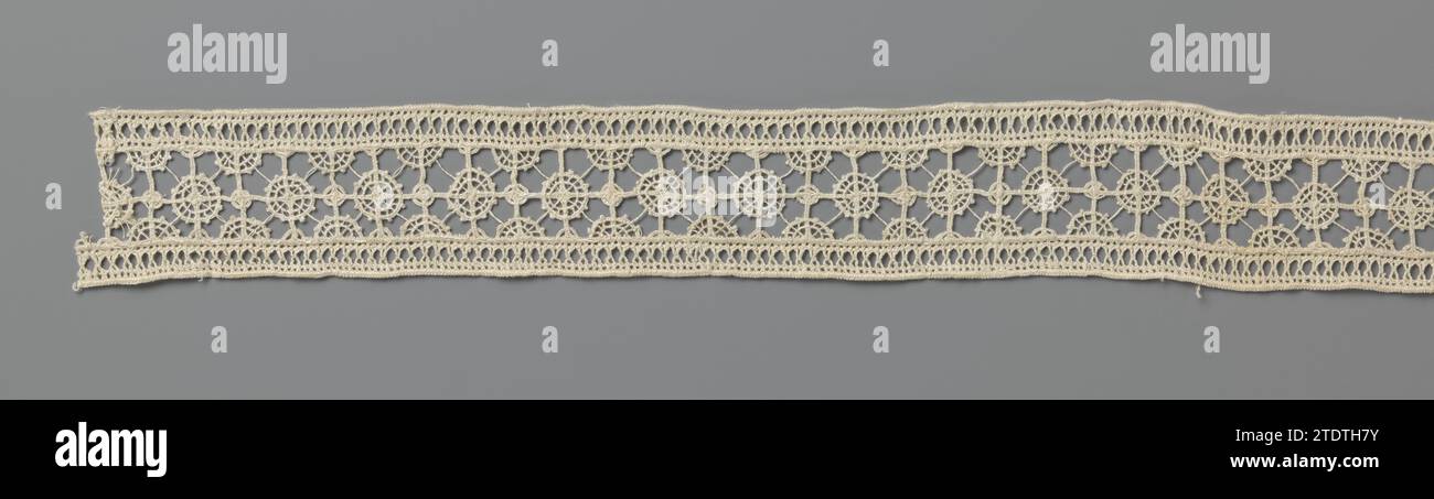 Sewing pattern top hi-res stock photography and images - Alamy