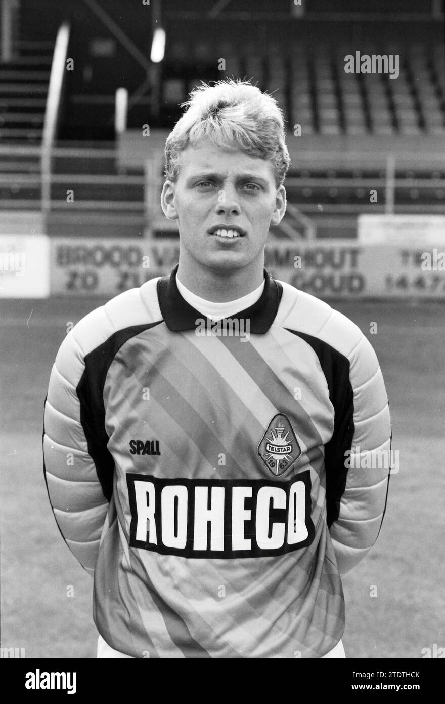 Board telstar hi-res stock photography and images - Alamy