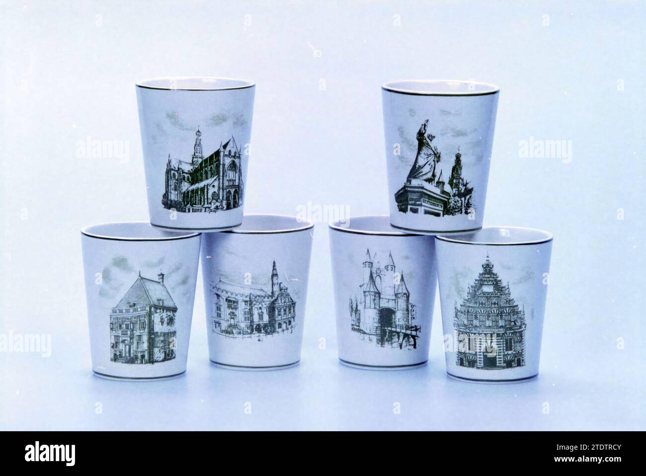 Cups 750 years hi-res stock photography and images - Alamy