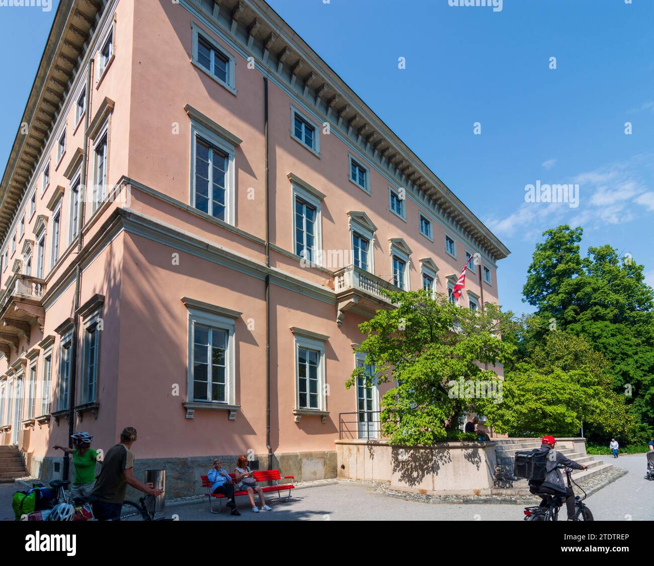 Parco civico hi-res stock photography and images - Alamy