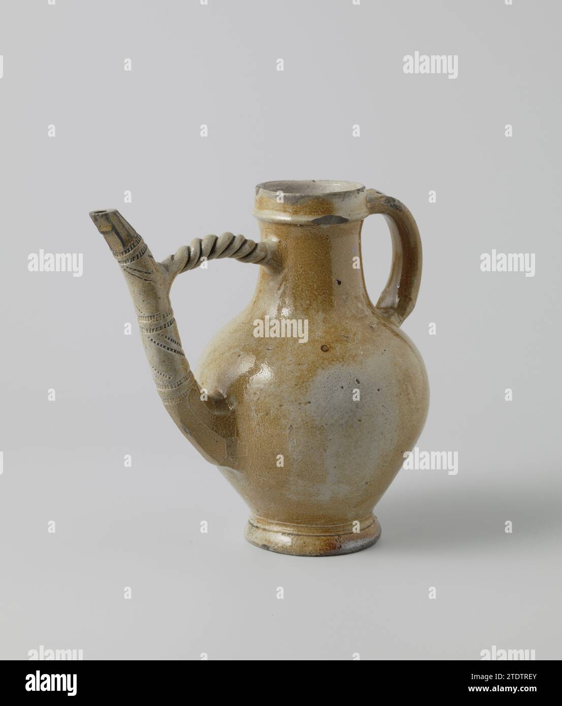 Jug with a long spout, anonymous, c. 1550 - c. 1599 Can be made of stoneware on the stand ring ...
