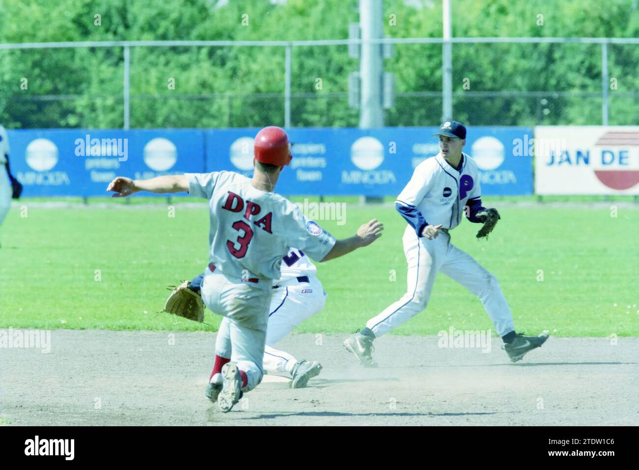 29 07 2000 hi-res stock photography and images - Alamy