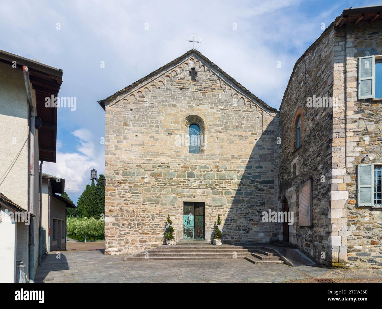 Abbey abbazia di piona in lecco hi-res stock photography and images - Alamy