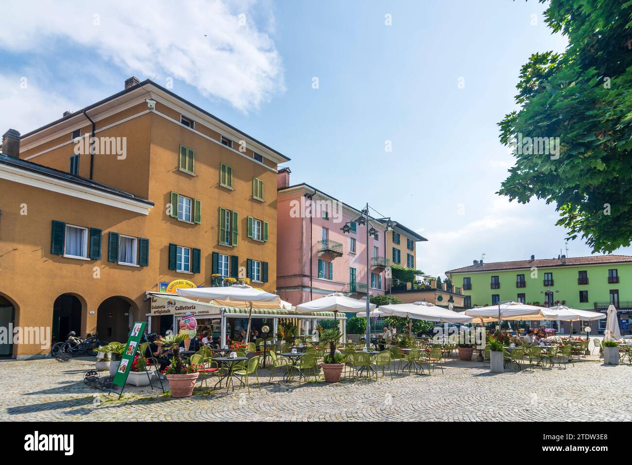 Colico lombardia hi-res stock photography and images - Alamy