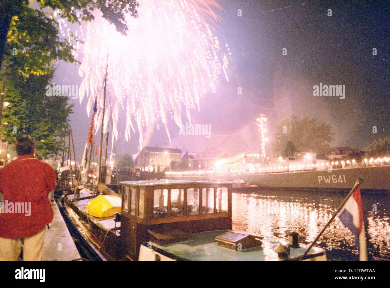 Sailing days September 1995, 00-09-1998, Whizgle News from the Past ...