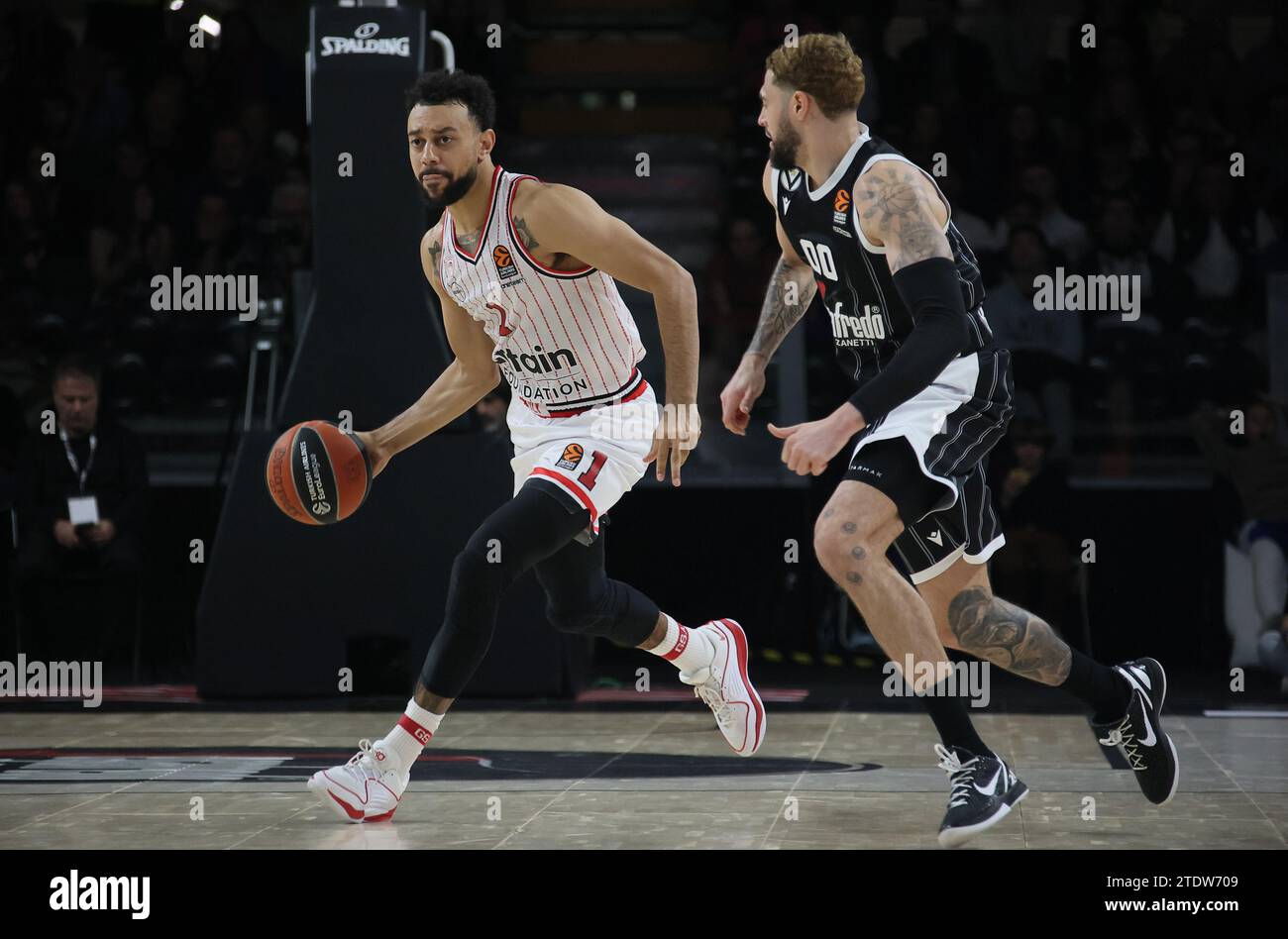 Bologna, Italy. 19th Dec, 2023. Nigel William-Goss (Olympiacos Piraeus ...