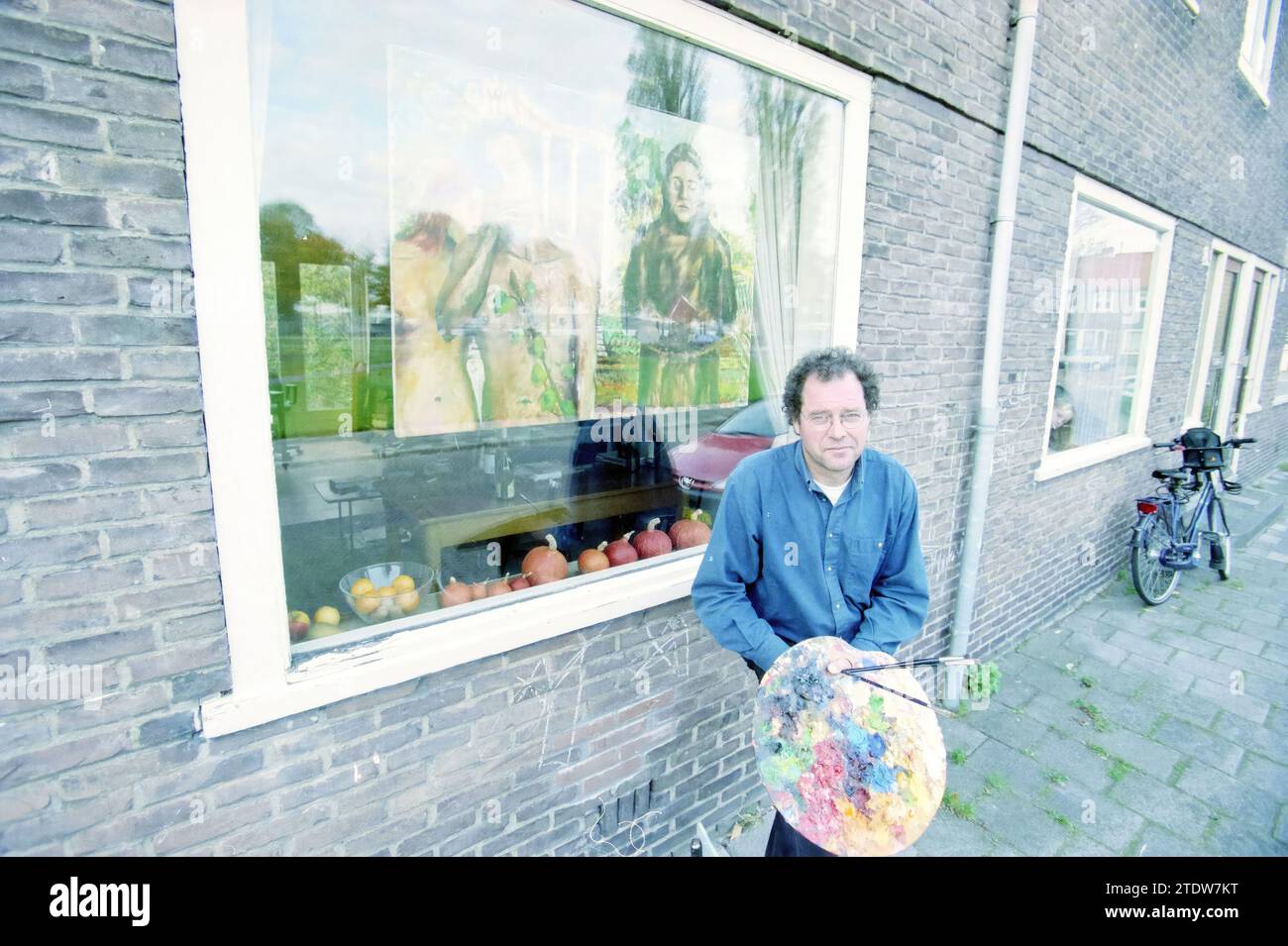 Artist Beuk, Haarlem, The Netherlands, 03-11-1999, Whizgle News from ...