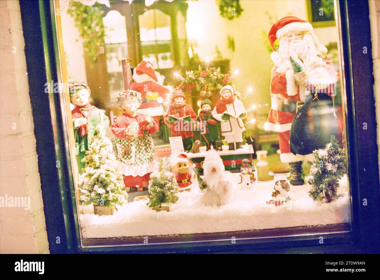 Nativity scene in window at guest house, 07-12-1994, Whizgle News from ...