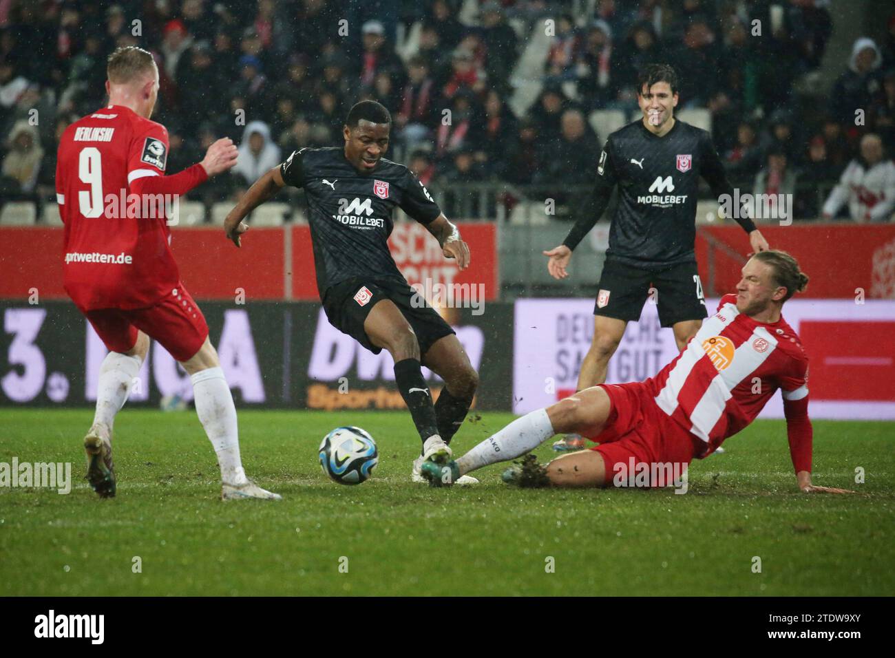 Essen, Deutschland. 19th Dec, 2023. Essen, Deutschland 19. Dezember ...