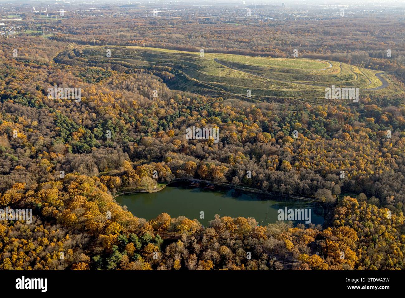 Slag pile hi-res stock photography and images - Alamy