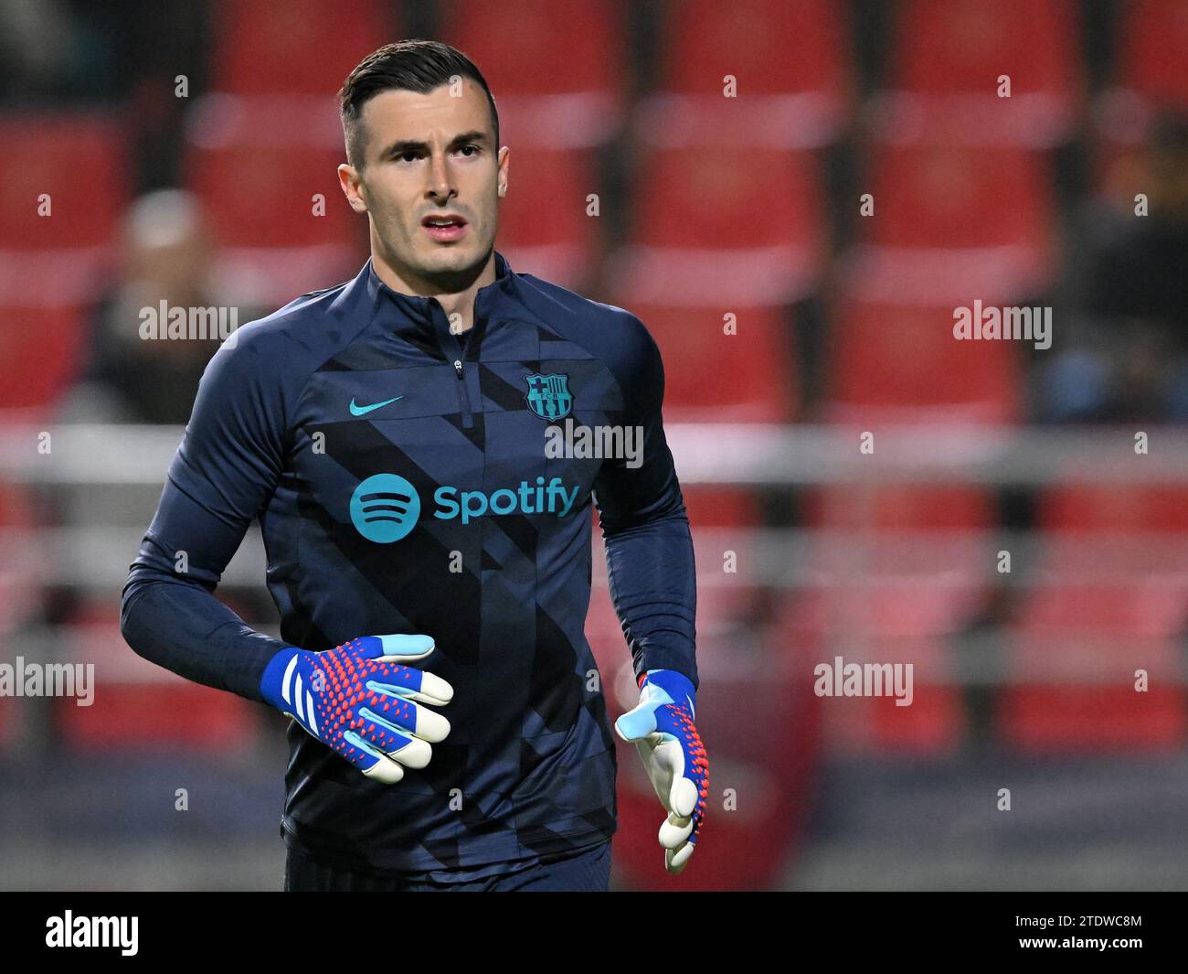 ANTWERP - FC Barcelona goalkeeper Inaki Pena during the UEFA Champions ...