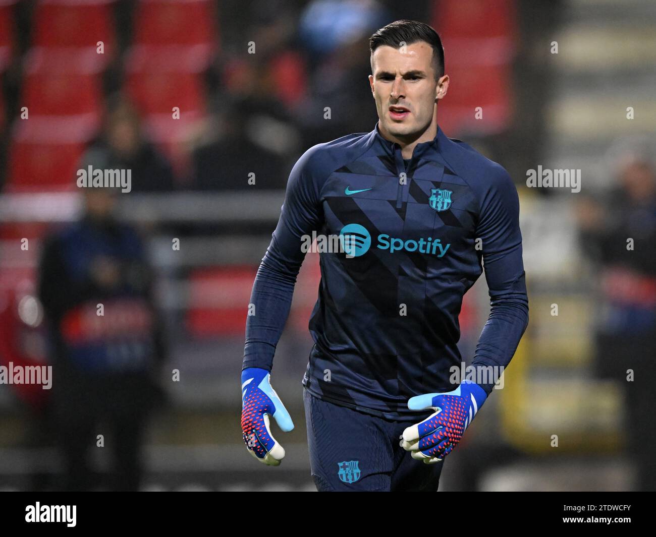 ANTWERP - FC Barcelona goalkeeper Inaki Pena during the UEFA Champions ...