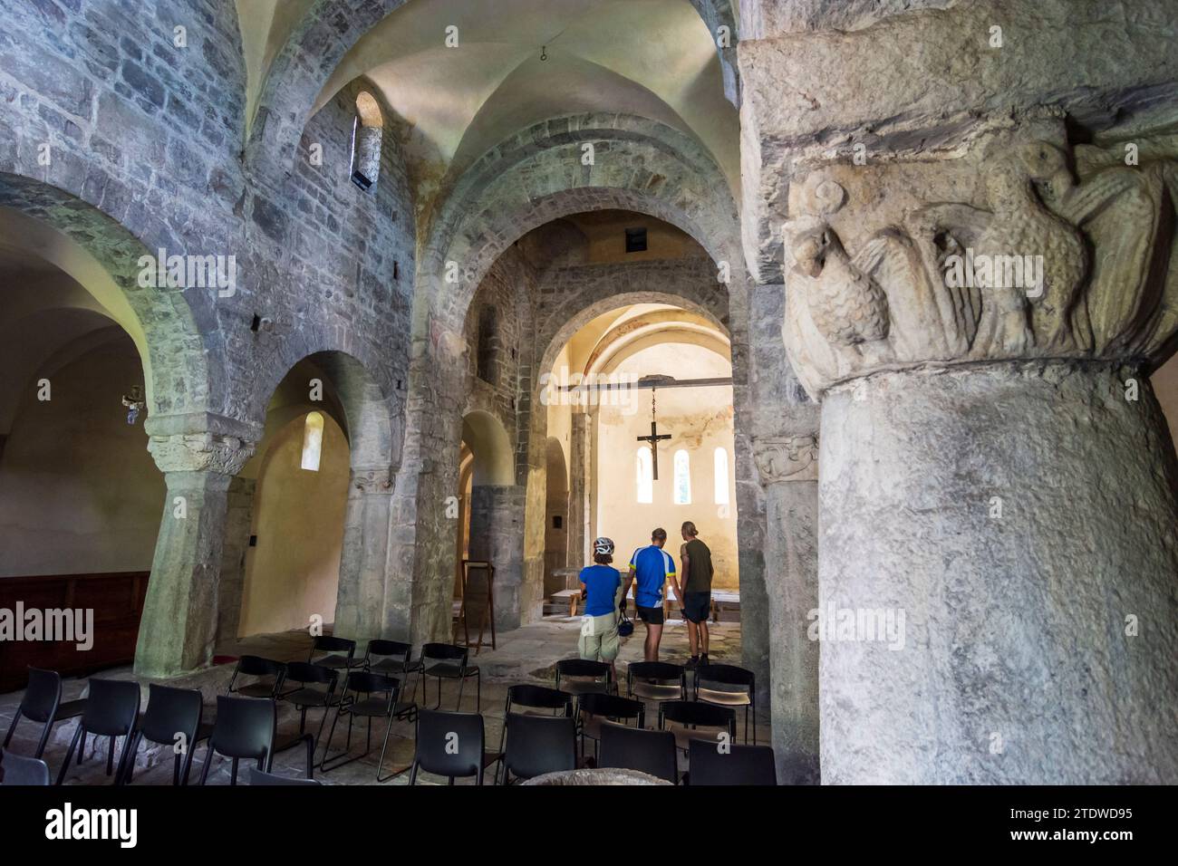Capo di Ponte: Abbey Monastero di San Salvatore, nave, Romanesque ...