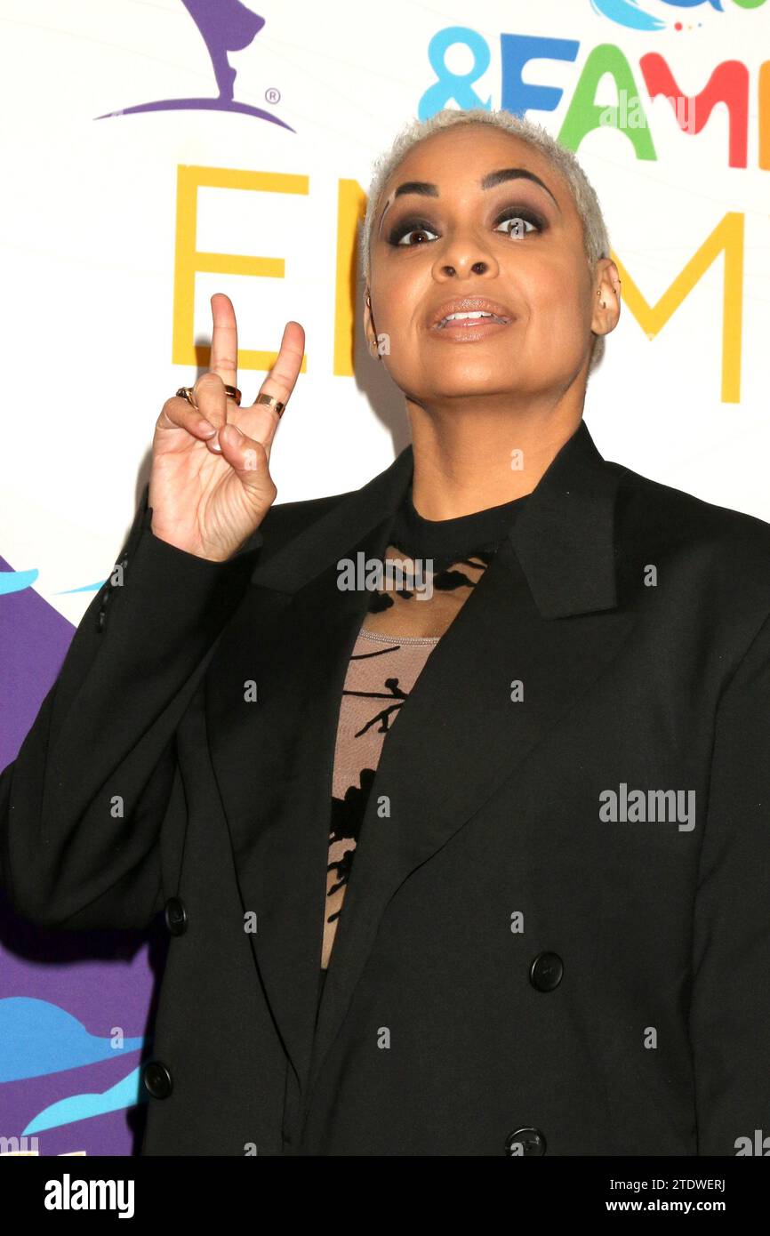 LOS ANGELES - DEC 17: Raven-Symone at the 2nd Children's and Family ...