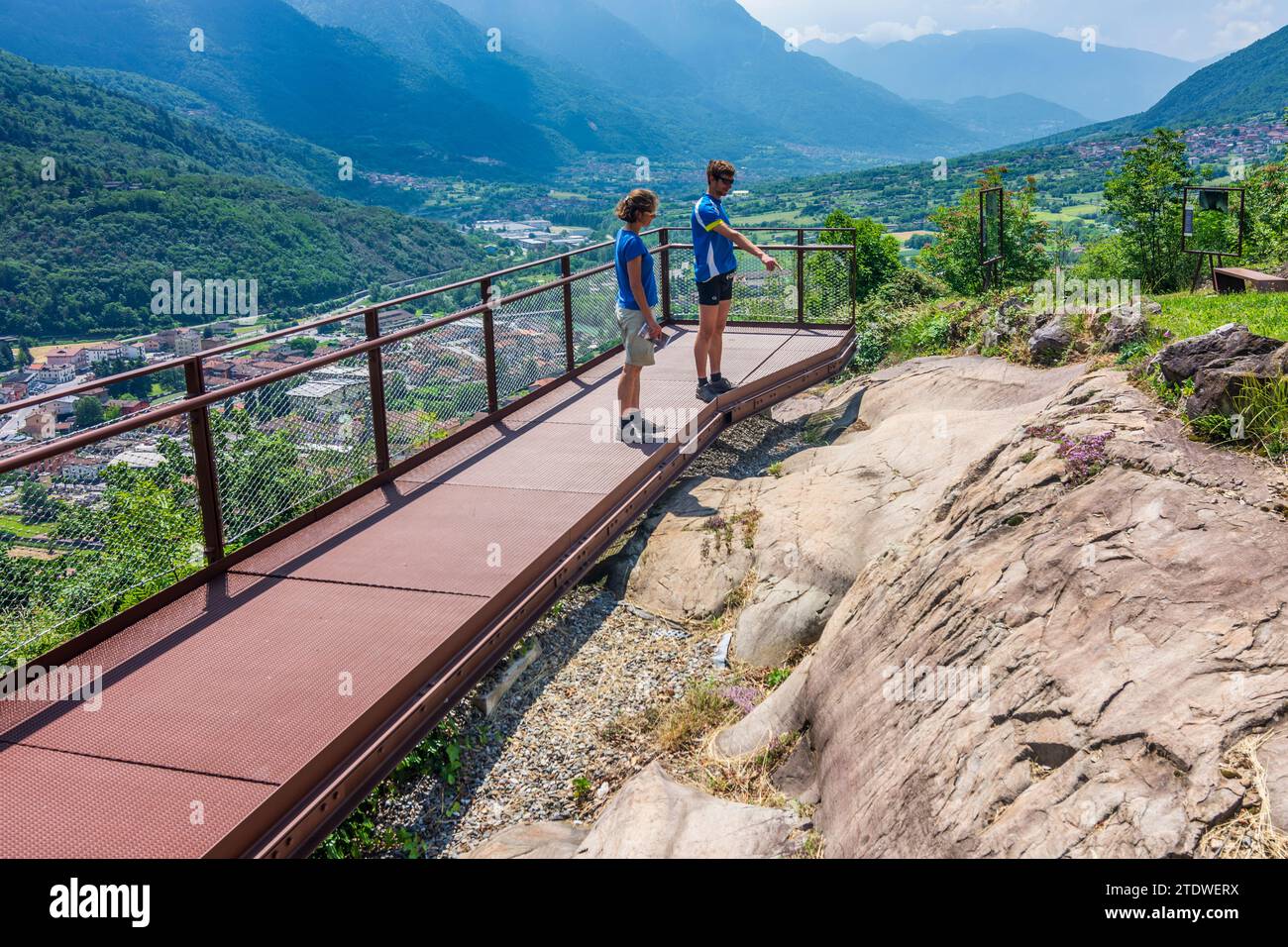 Capo di Ponte: Municipal Archaeological Park of Seradina-Bedolina, rock ...