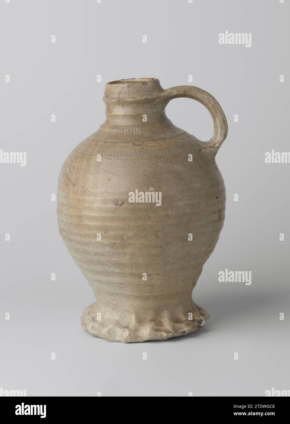 Jug with rilling, anonymous, c. 1540 - c. 1580 Jug of stoneware on ...