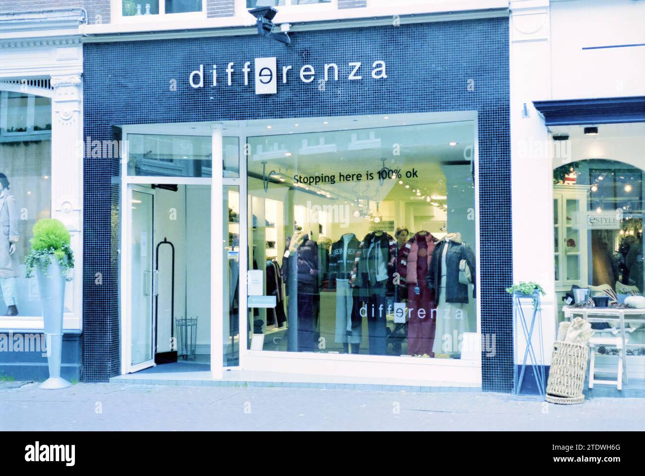 Exterior Differenza Zijlstraat 98, Haarlem, Zijlstraat, The Netherlands, 19-11-2001, Whizgle ...