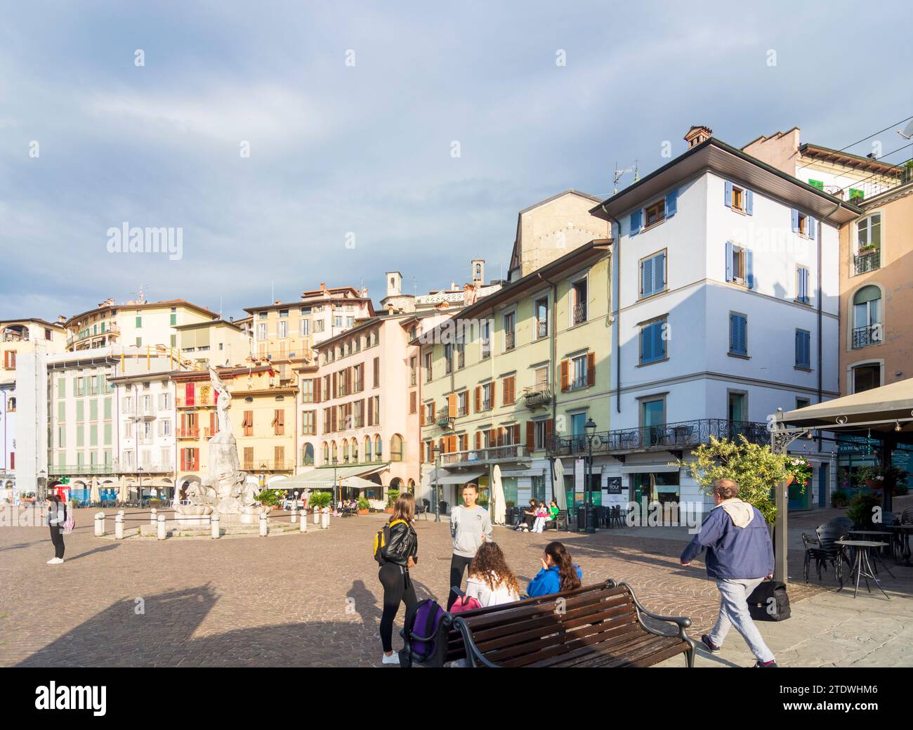 Lovere: Piazza 13 Martiri, town center in Bergamo, Lombardia, Lombardy ...
