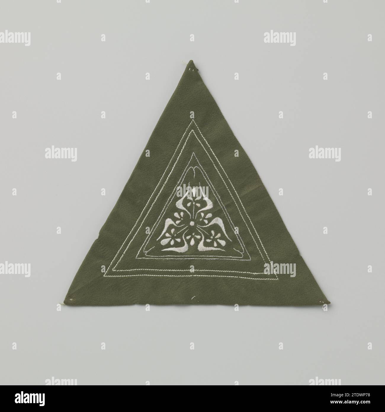 Triangular handicraft with embroidery, Aagje Tiket, c. 1900 Handwork ...