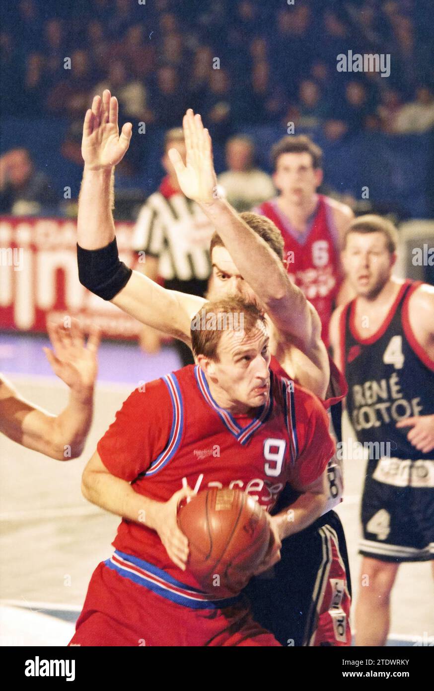 Basketball week: mascot, Haarlem, IJsbaanlaan, The Netherlands, 27-12 ...