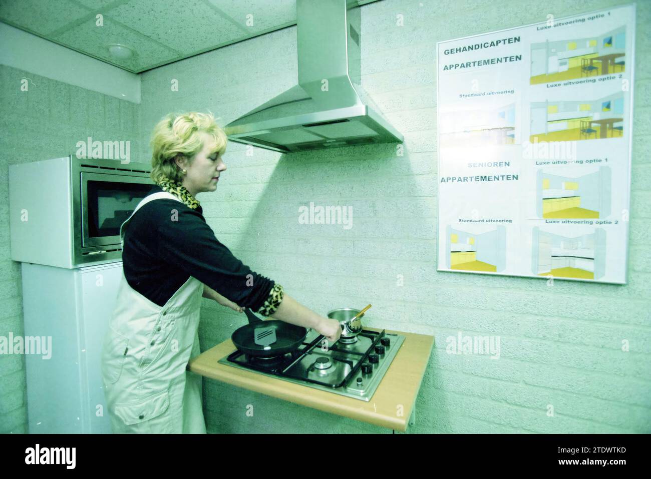 1998 kitchen hi-res stock photography and images - Alamy