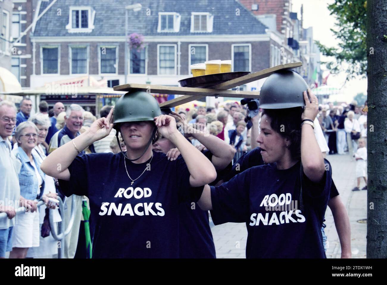 Waiter race in Haarlem, Haarlem, The Netherlands, 07-08-1999, Whizgle ...
