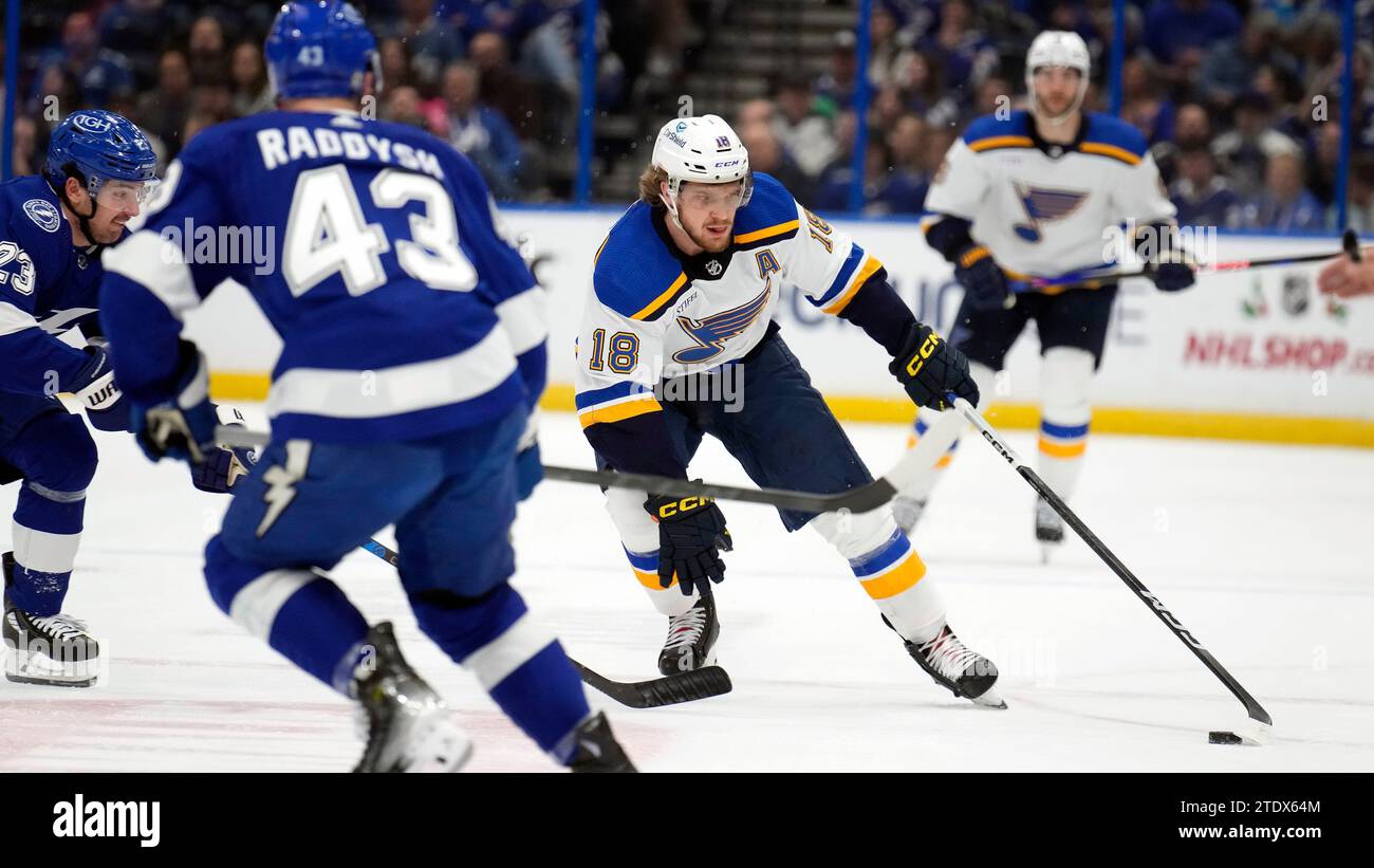 St. Louis Blues center Robert Thomas (18) gets around Tampa Bay ...