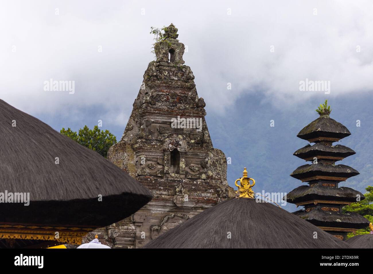 Pura Ulun Danu Beratan, or Pura Bratan, a major Hindu Shaivite temple ...