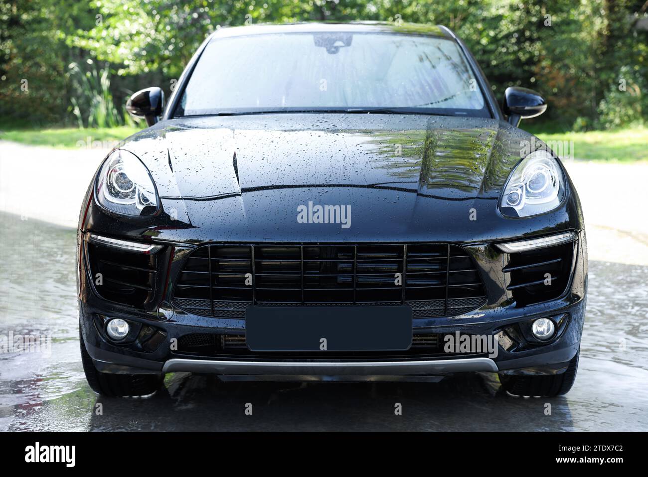 Clean auto after washing at outdoor car wash Stock Photo - Alamy