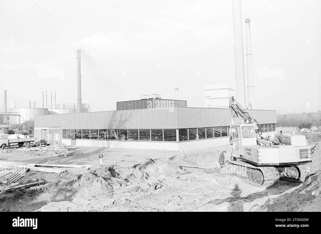 Intr. and extra. van Gelder, Van Gelder & Zonen paper factory Velsen ...