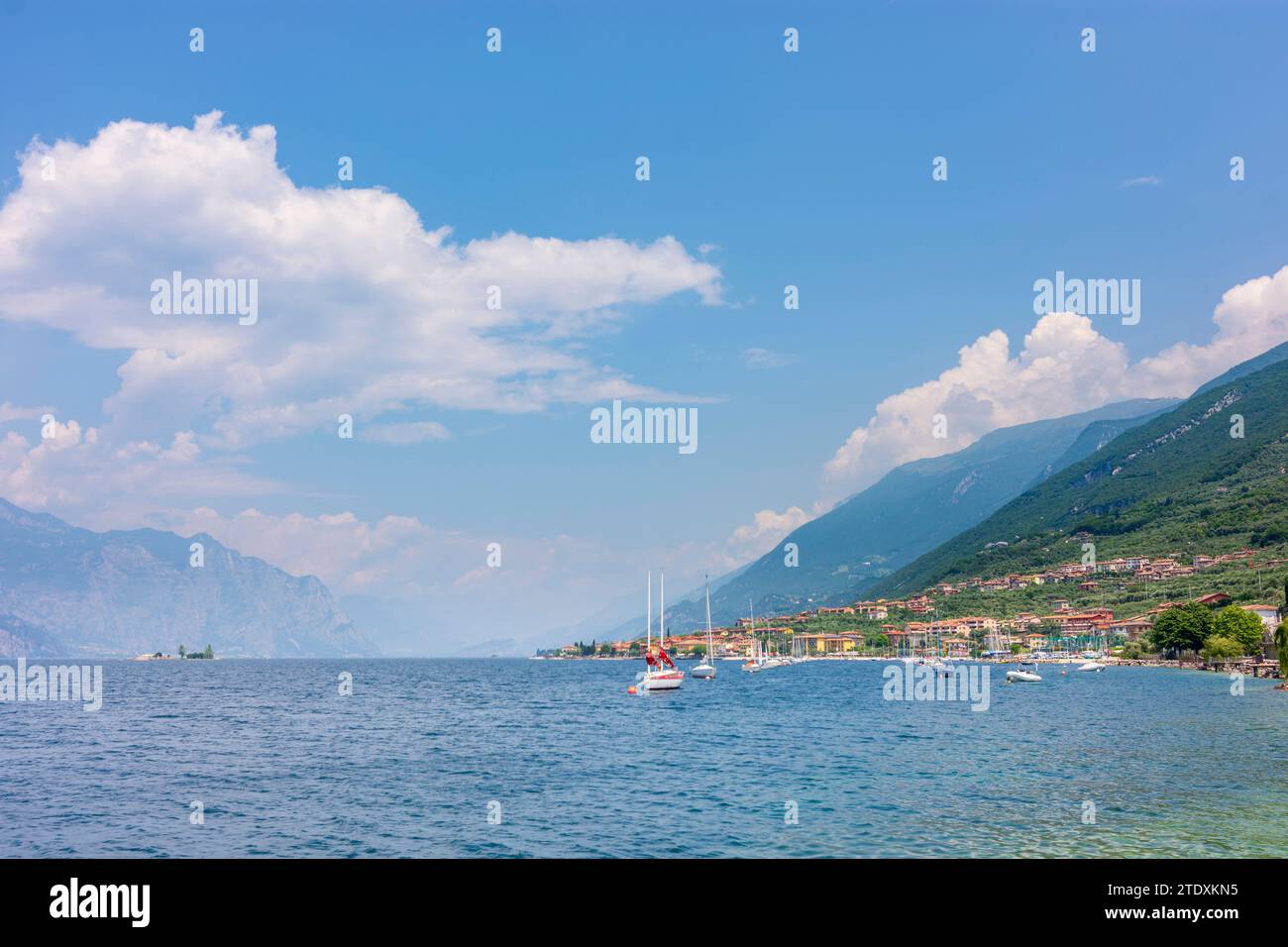 Brenzone sul Garda: Lago di Garda (Lake Garda) in Verona, Veneto, Italy ...