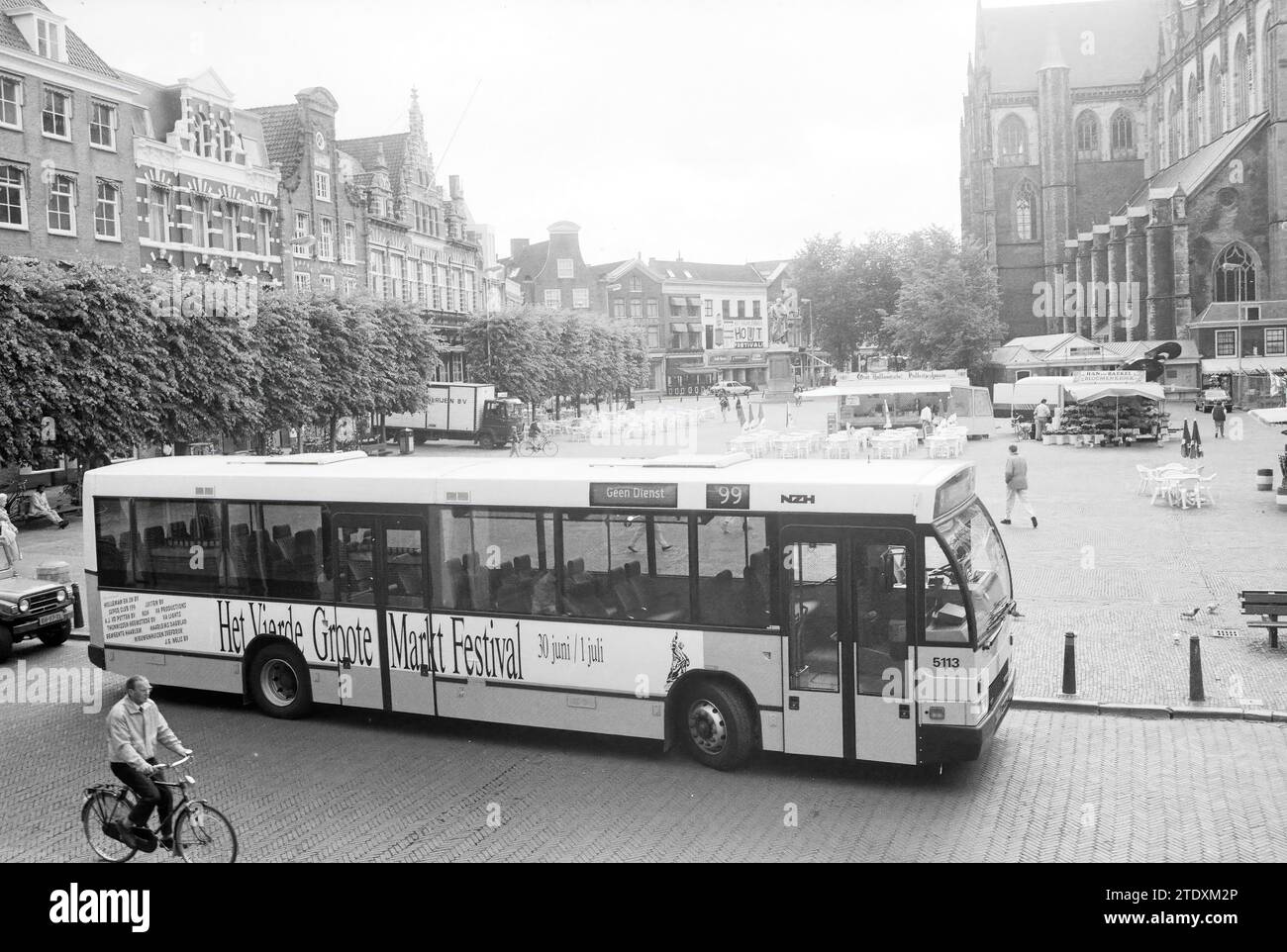 Nzh bus hi-res stock photography and images - Alamy