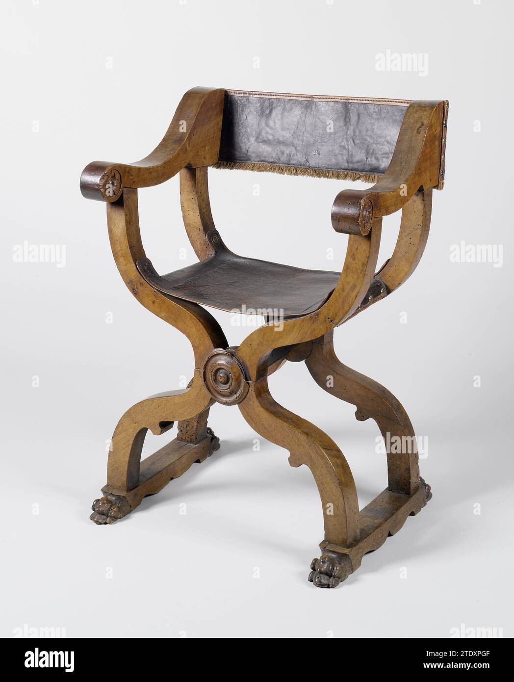 Folding chair of walnut with leather seat and back, anonymous, 1500 ...