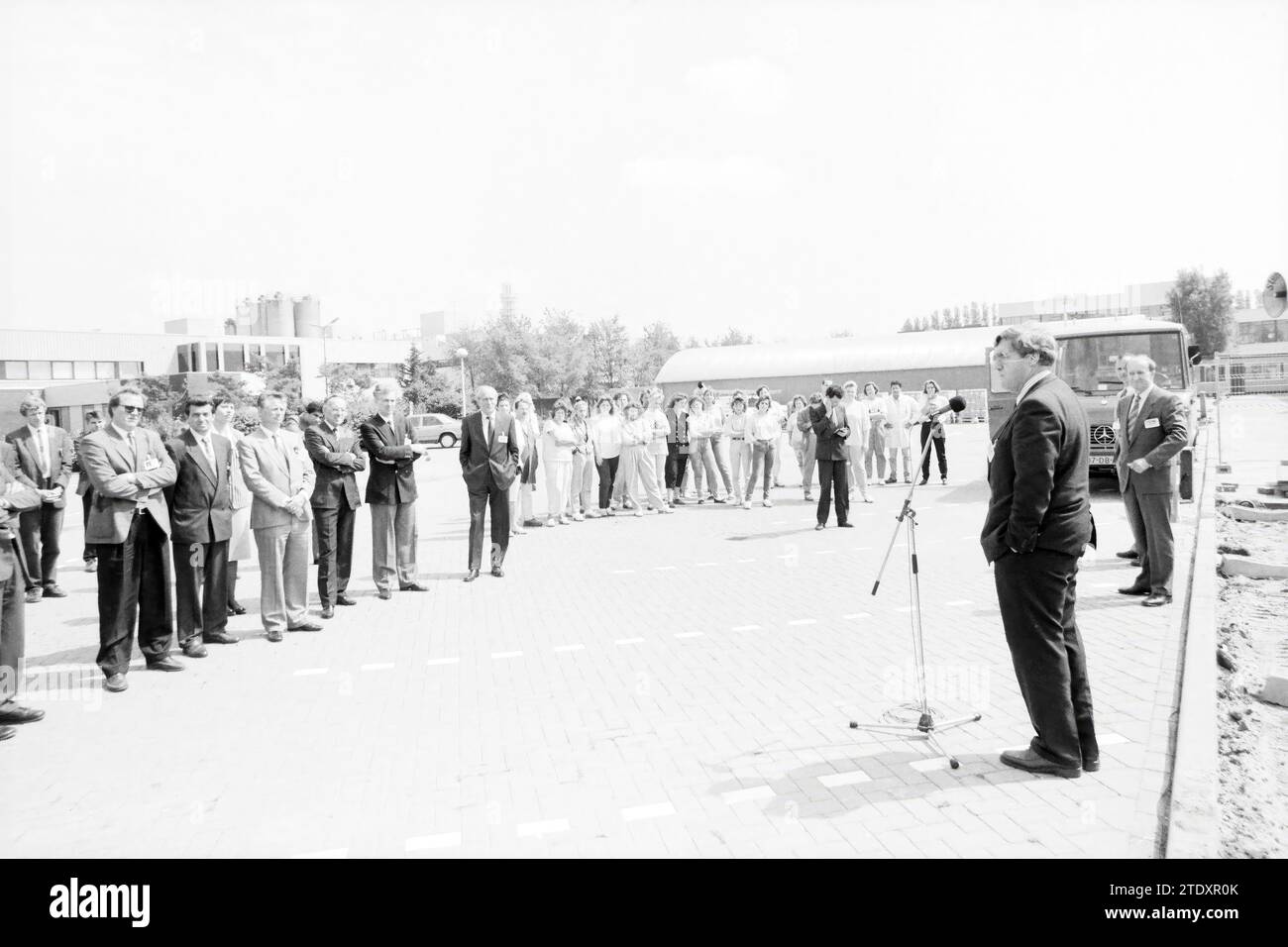 First pile ex hi-res stock photography and images - Alamy