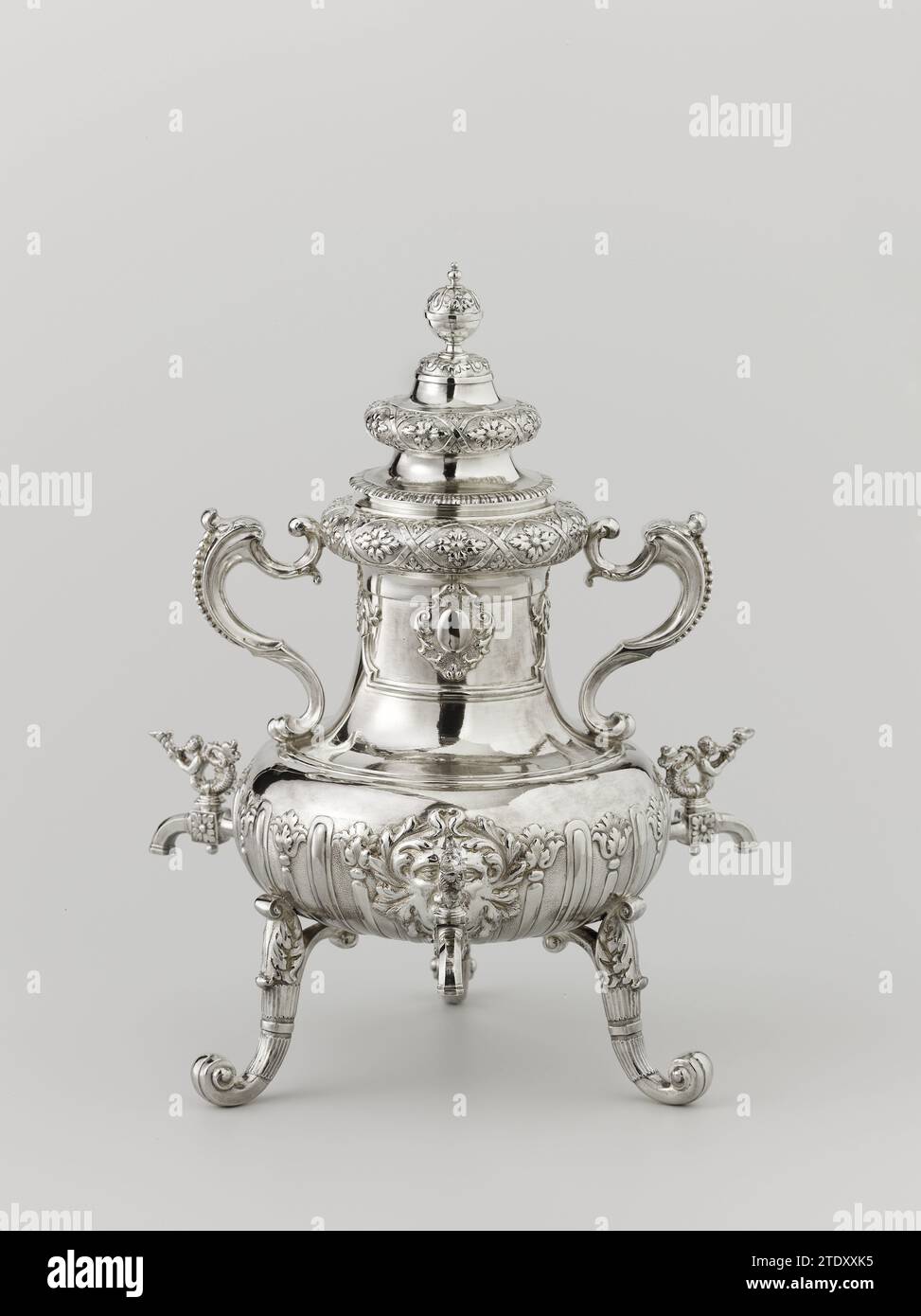 Convex ribs hi-res stock photography and images - Alamy