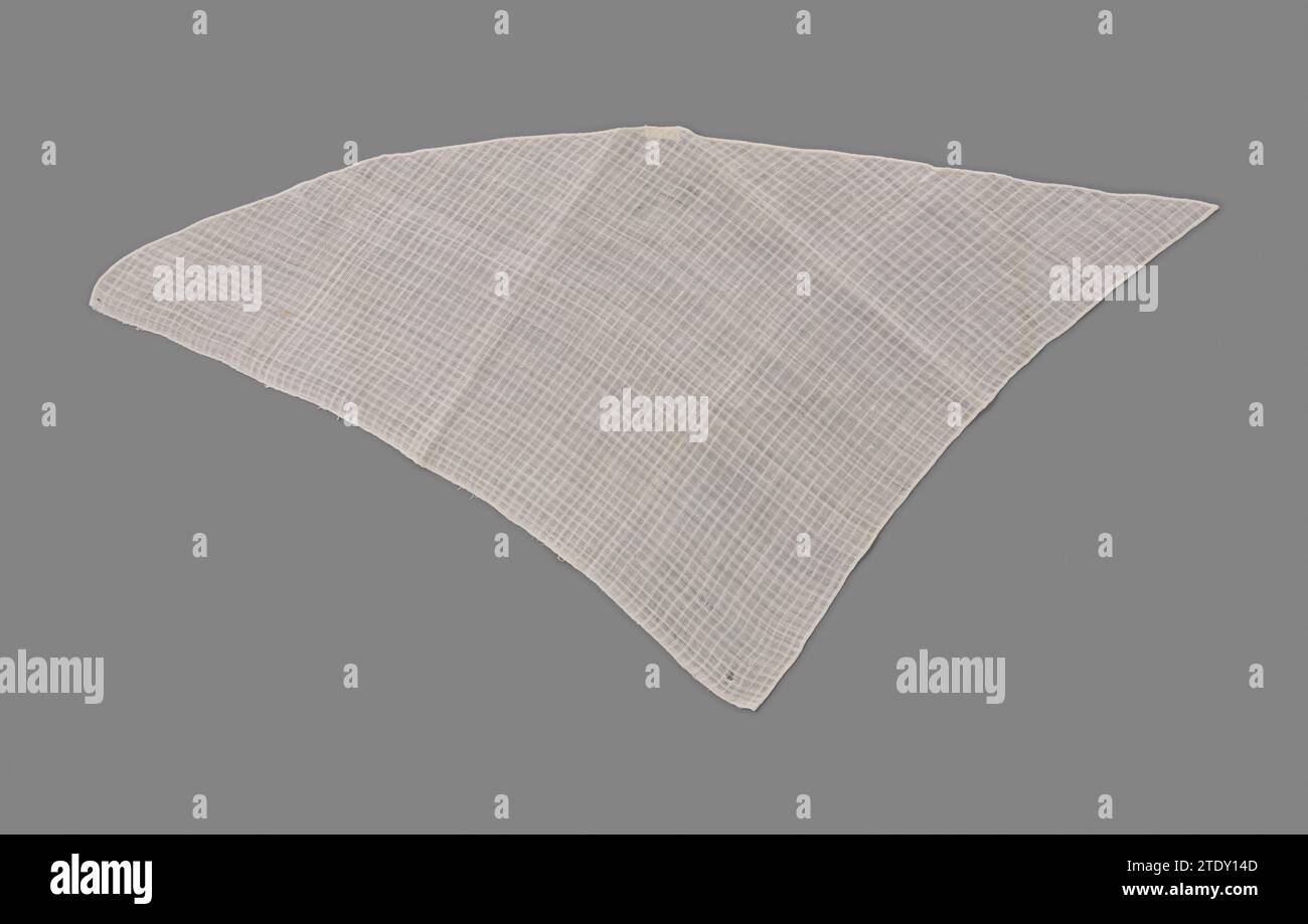 Fichu van Linen with woven window, triangular, c. 1800 - c. 1825 Fichu ...