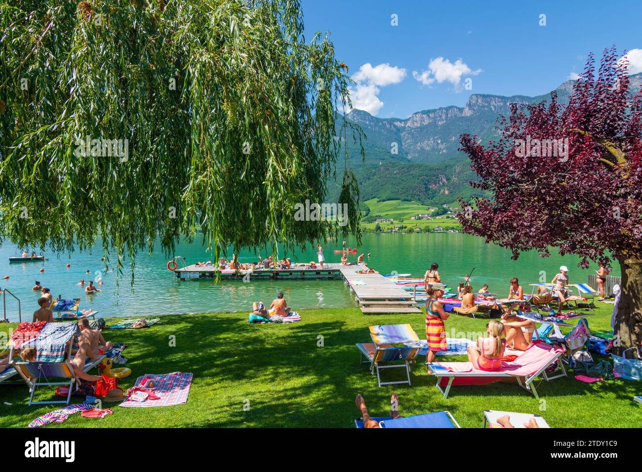Lago di caldaro hi-res stock photography and images - Alamy