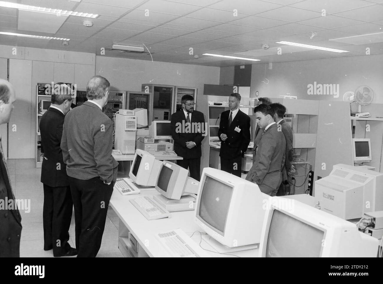 25 ambassadors at Fluor Daniel, 14-04-1996, Whizgle News from the Past ...