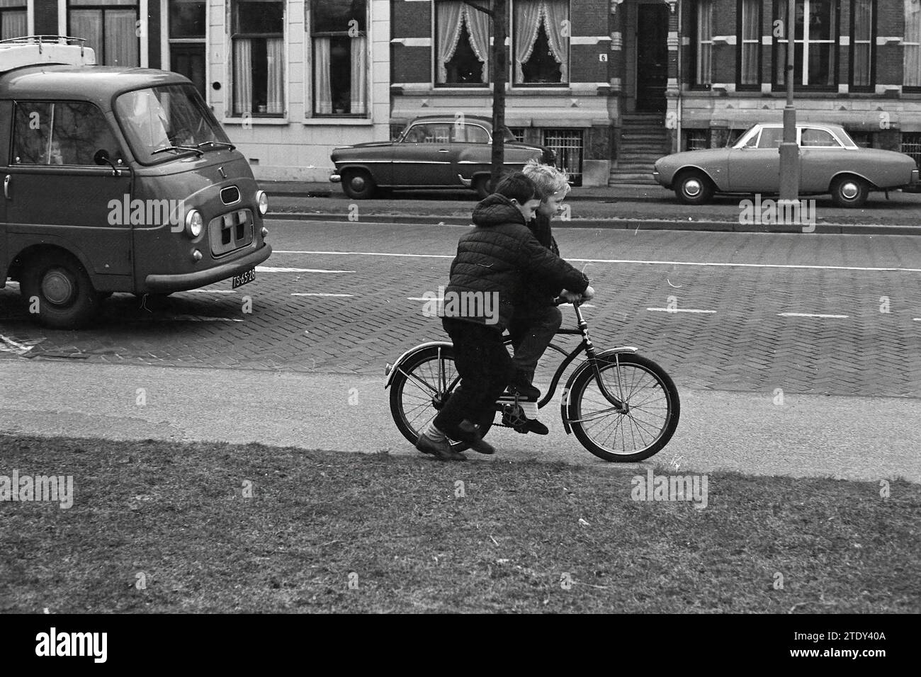 Traffic errors Haarlemmers in the traffic section Echo 18 films ...