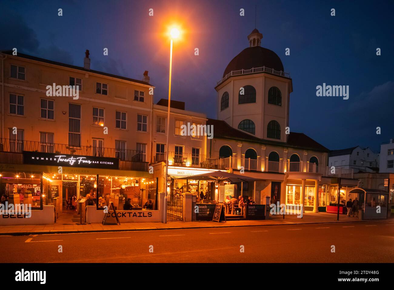Marine parade worthing hi-res stock photography and images - Alamy