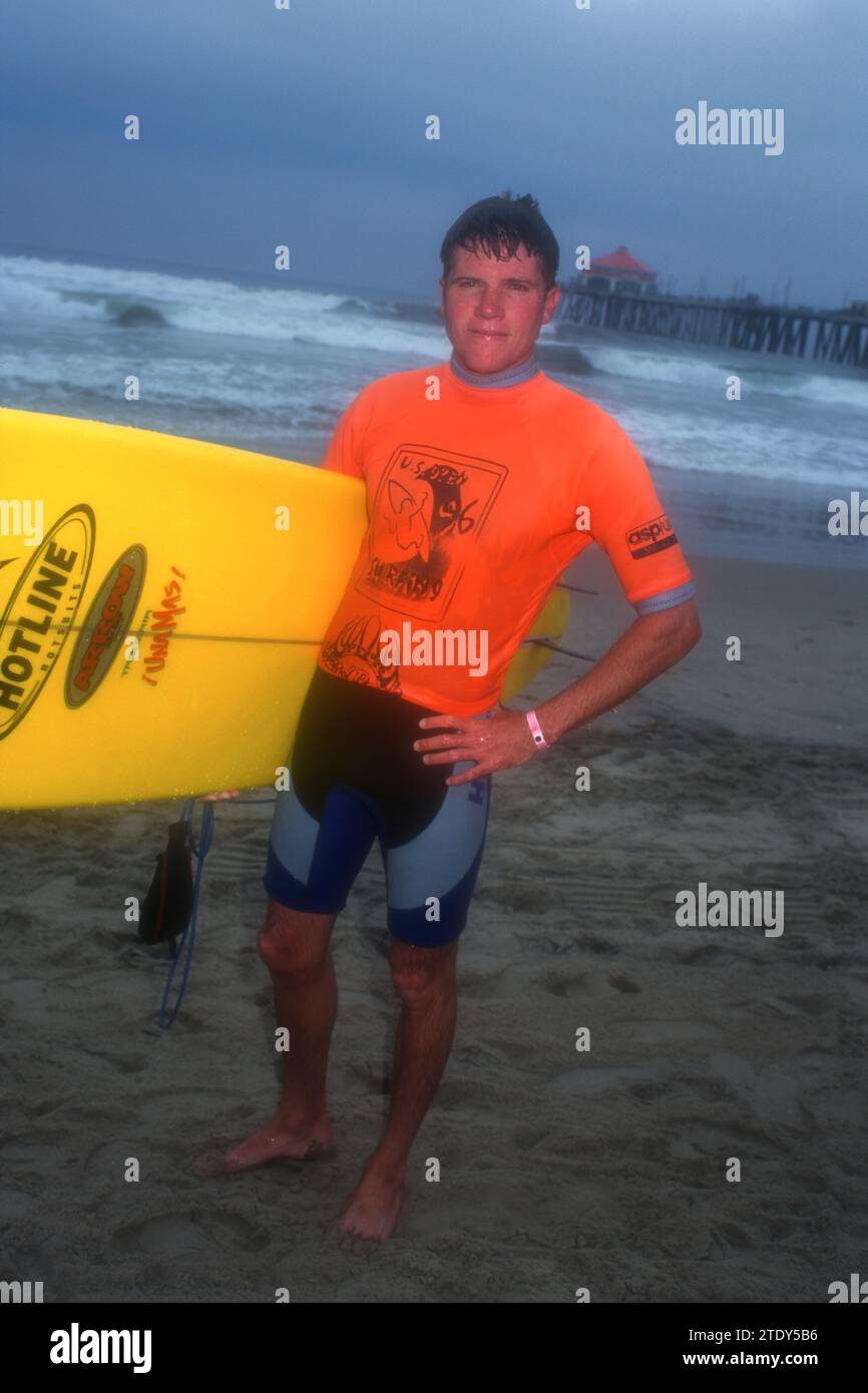 Huntington Beach, California, USA 11th August 1996 Surfer Matt Tanner ...