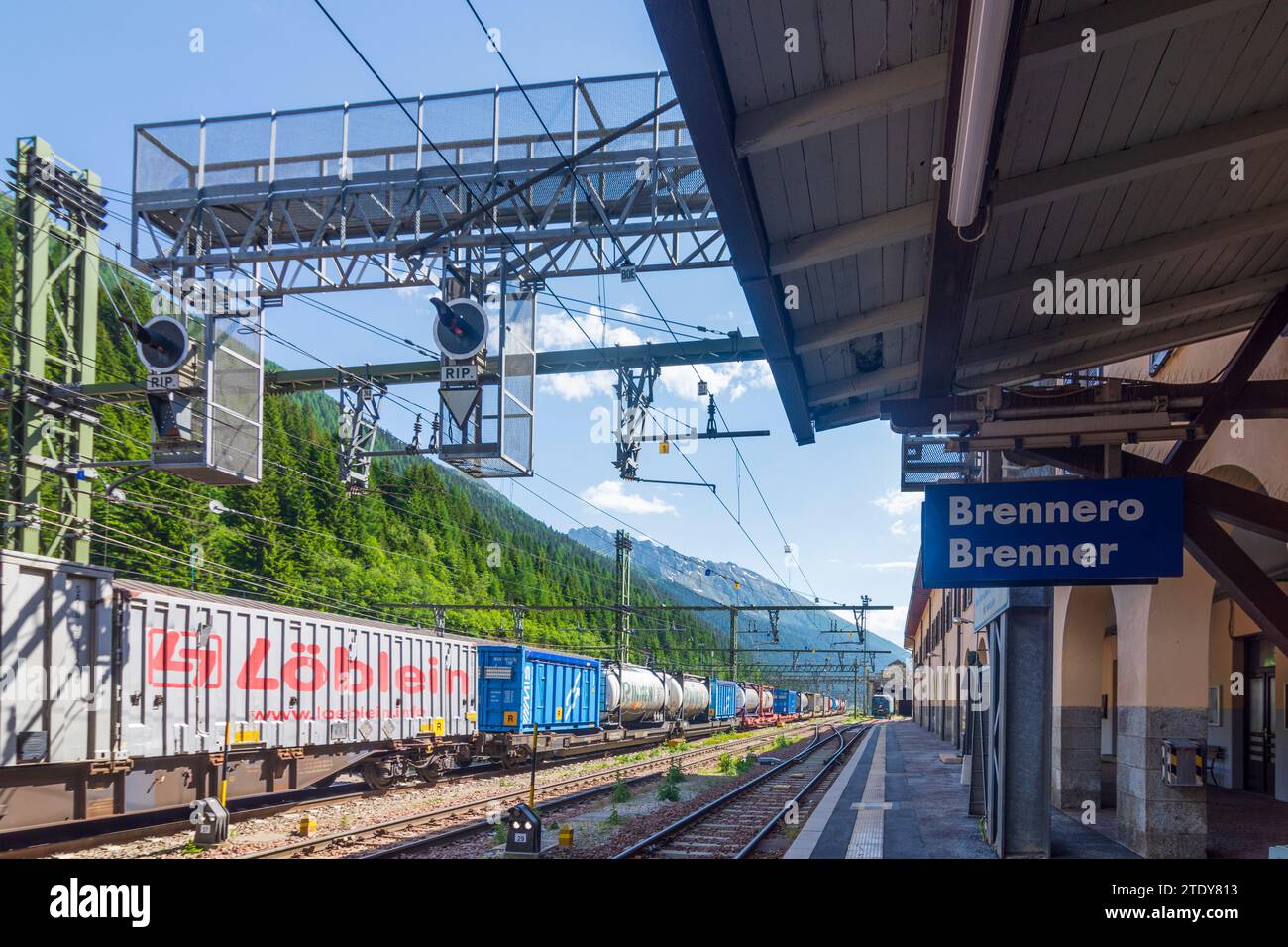Brenner (Brennero): Brenner (Brennero) railway station in South Tyrol ...