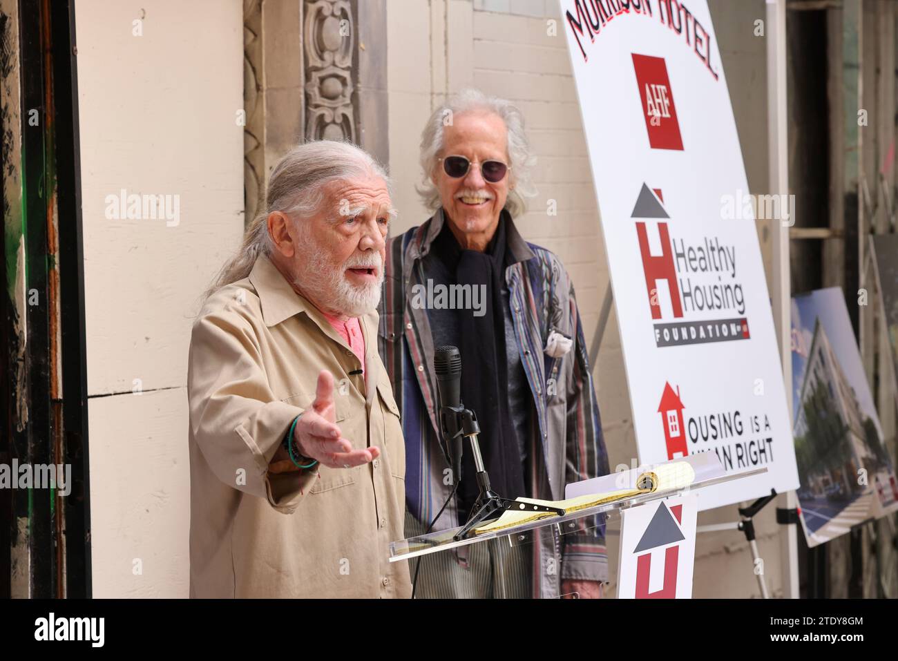 IMAGE DISTRIBUTED FOR AIDS HEALTHCARE FOUNDATION - Henry Diltz (Left ...