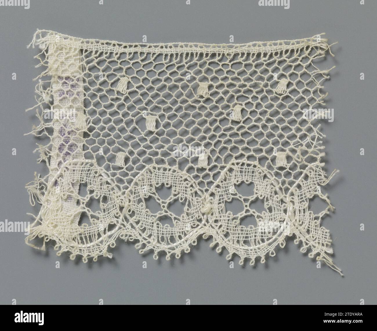 Shiny contour threads worked hi-res stock photography and images - Alamy