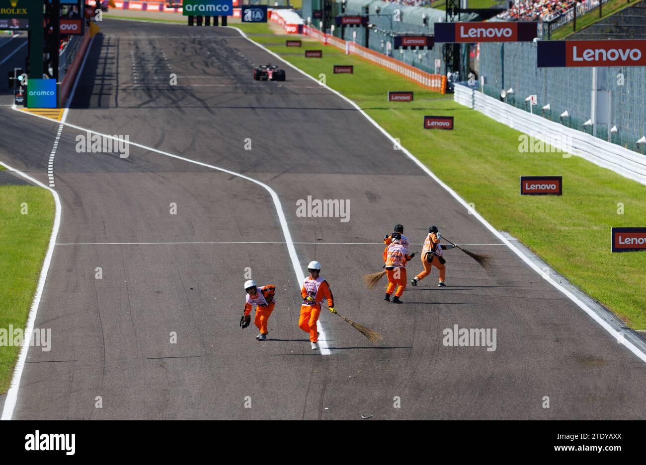 Suzuka Grand Prix Circuit, 20 December 2023: Marshalls clean the track ...