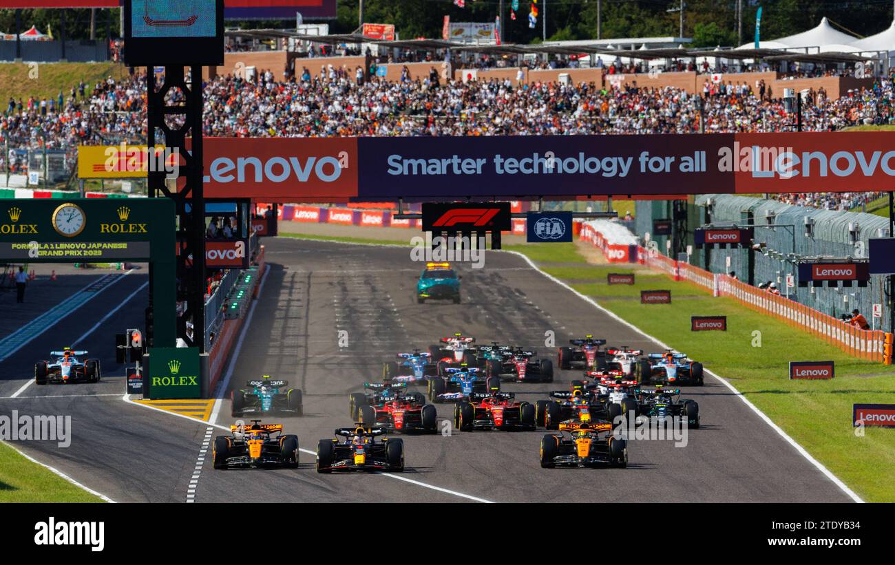Suzuka Grand Prix Circuit, 20 December 2023: Race start lap 1 during ...